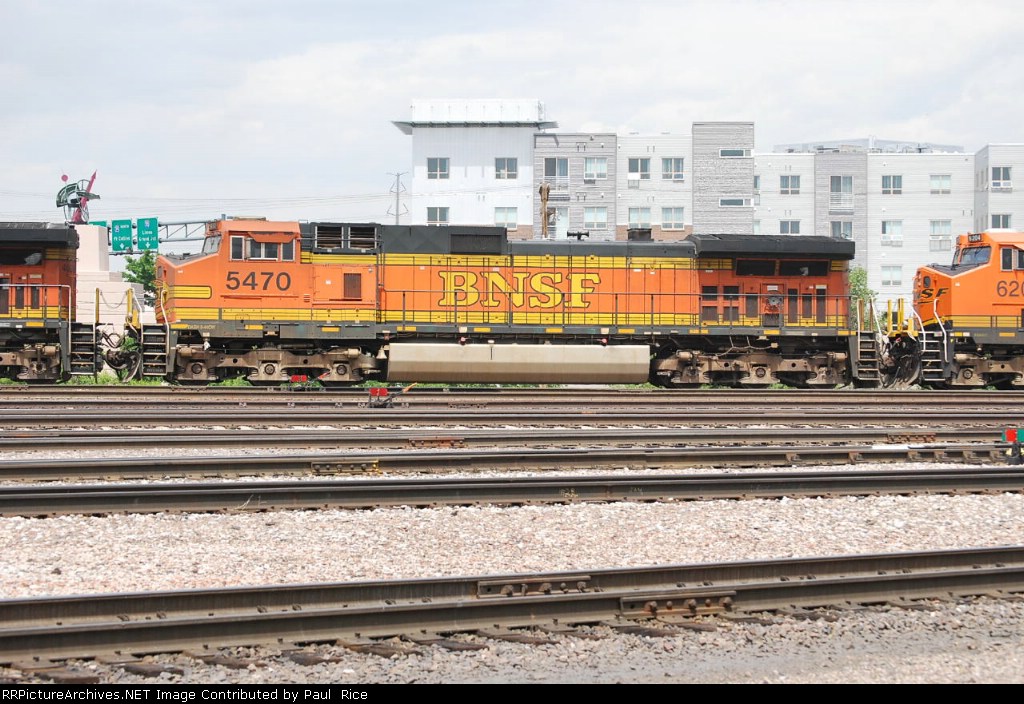 BNSF 5470